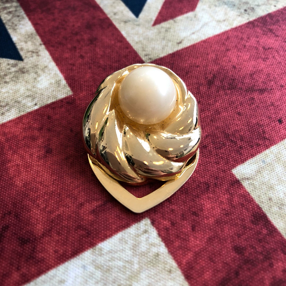 Vintage Gold Tone and Faux Pearl Scarf Clip - Etsy