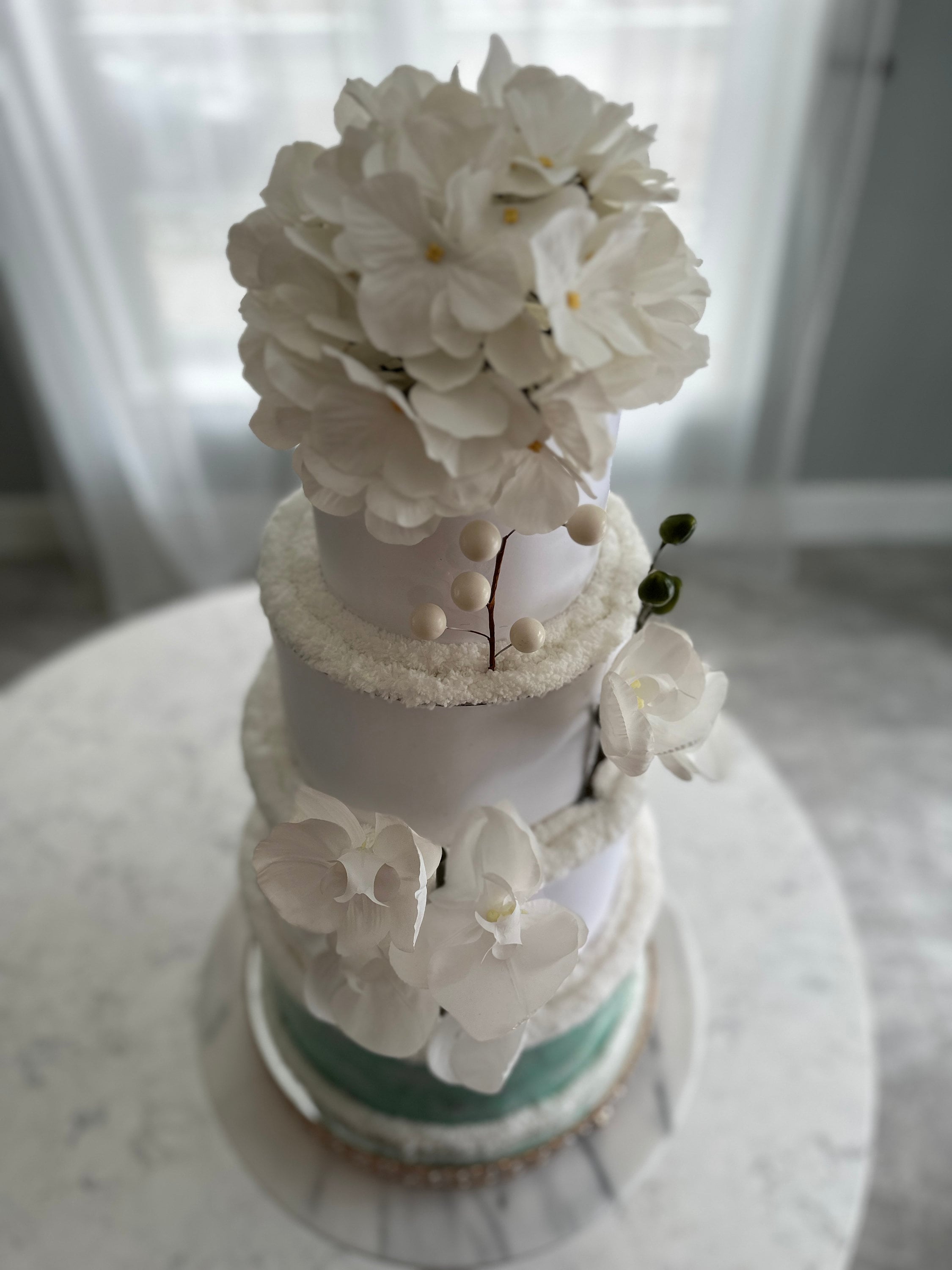 Wedding Cake Pinata Winter Orchid - Etsy