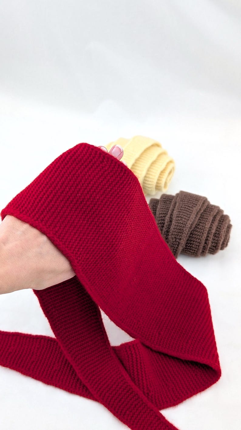 Sophie Scarf – 100% Merino Wool • Hand-knit Neck Scarf • Minimalist ...