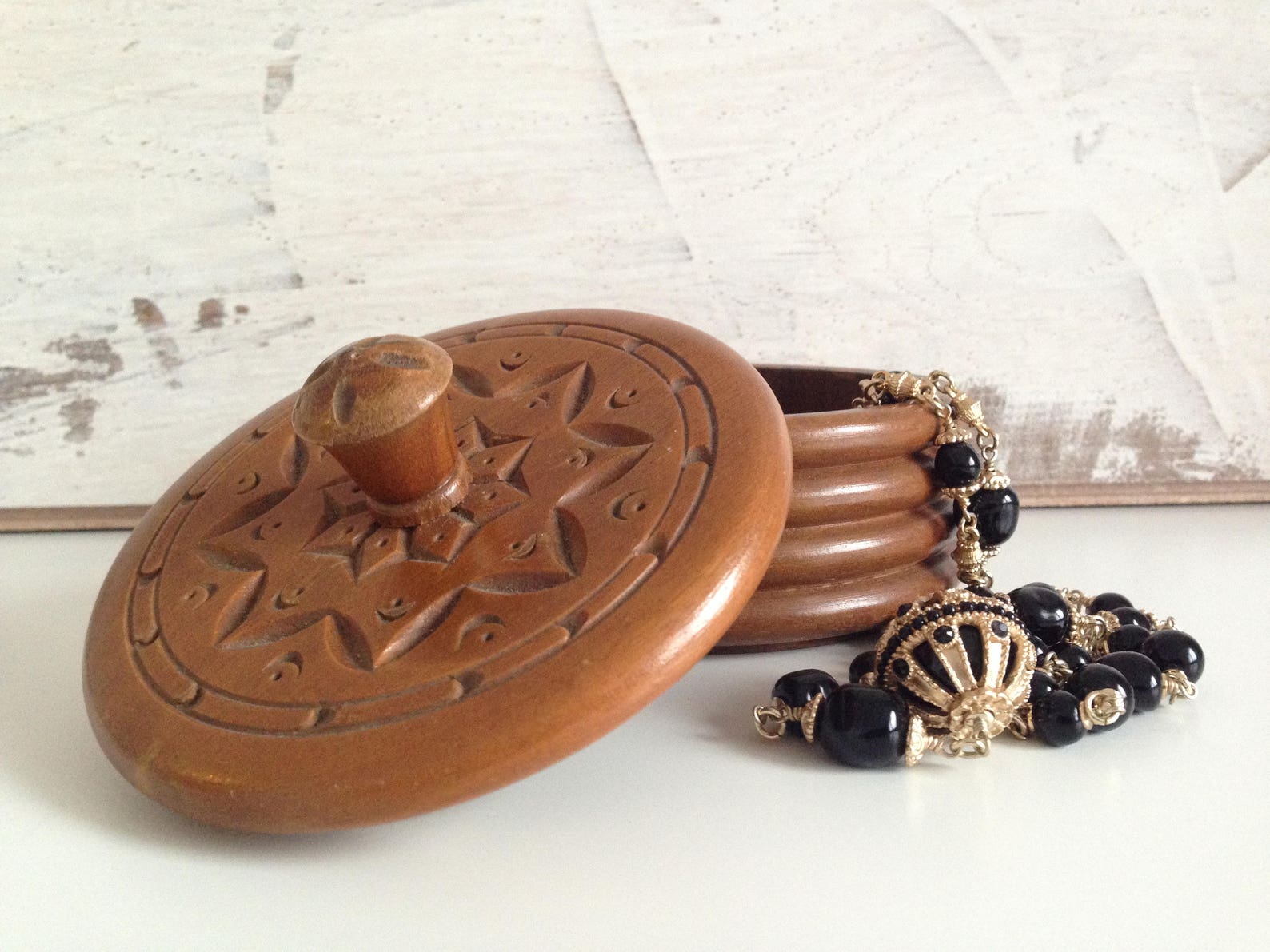 Round Wooden Box Vintage Handmade Round Wooden Box Wooden - Etsy