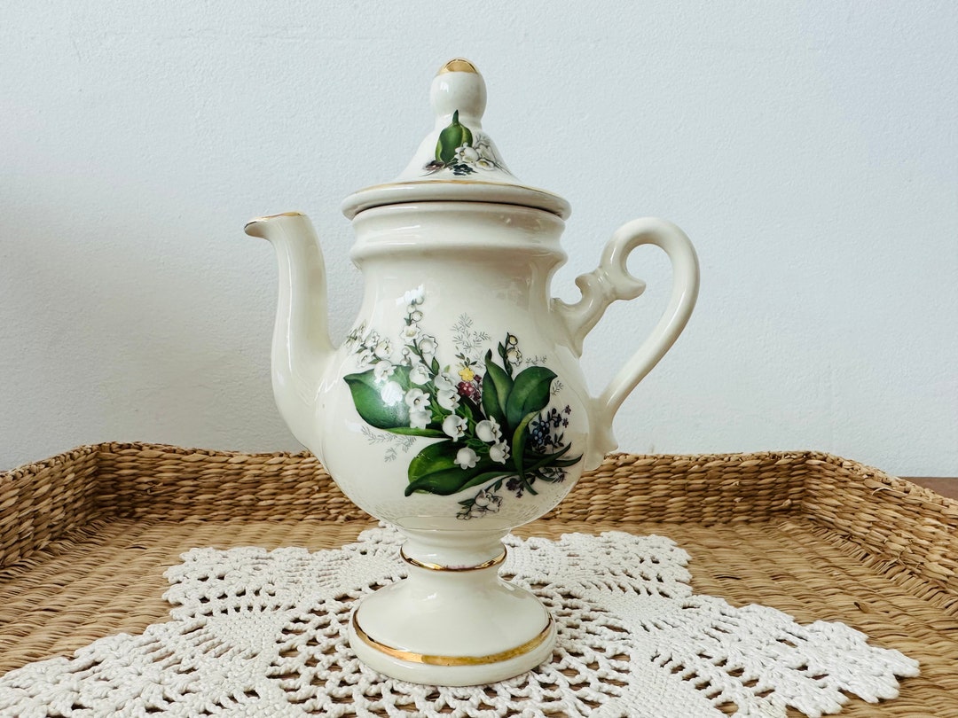 Vintage Dipinto a Mano Small Teapot With Lily of the Valley Teapot With ...