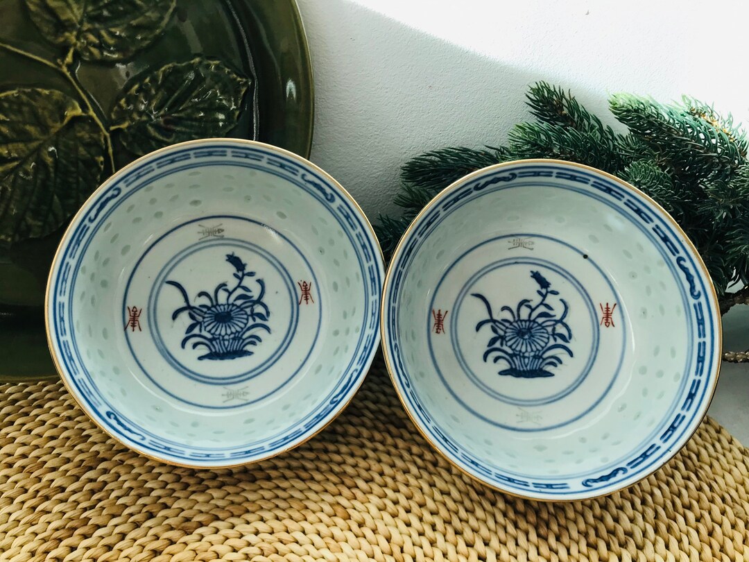 Vintage Set of 2 Chinese Rice Grain Porcelain Round Bowls Gold Band ...