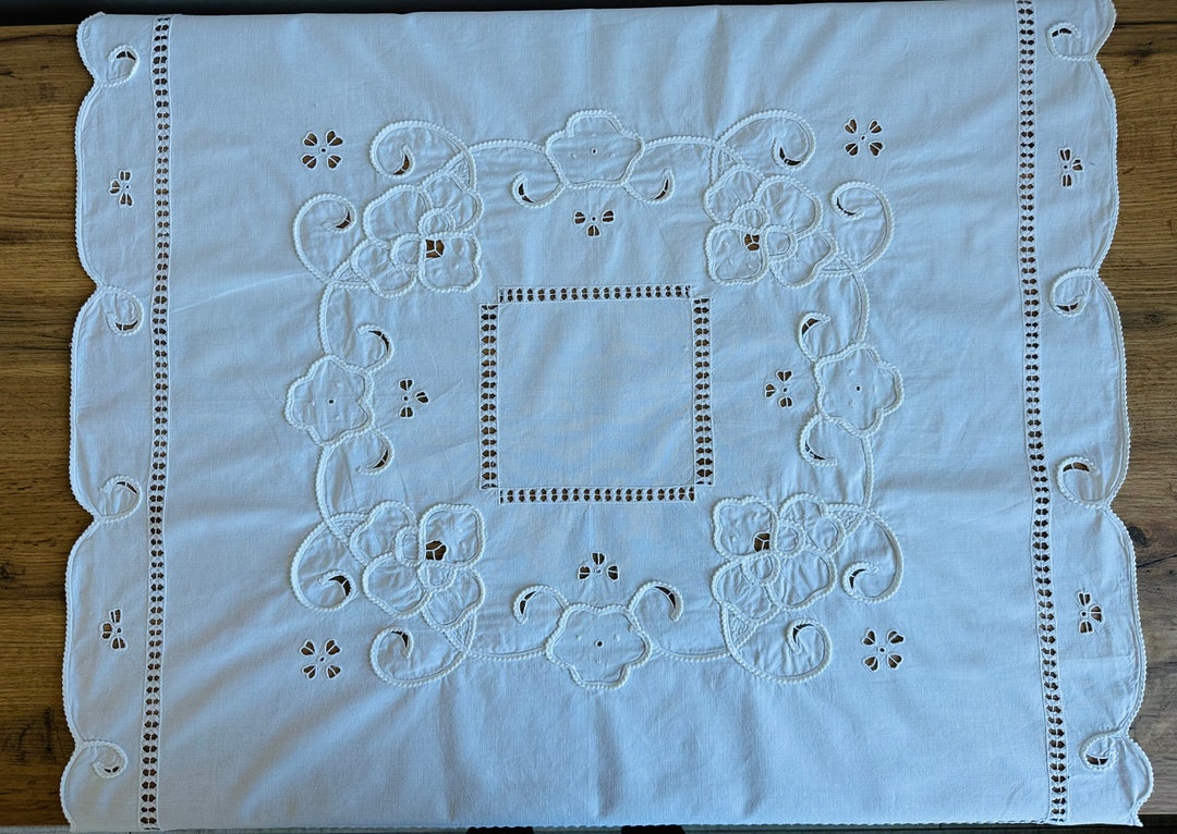 Vintage White Cutwork Embroidery Tablecloth - Etsy