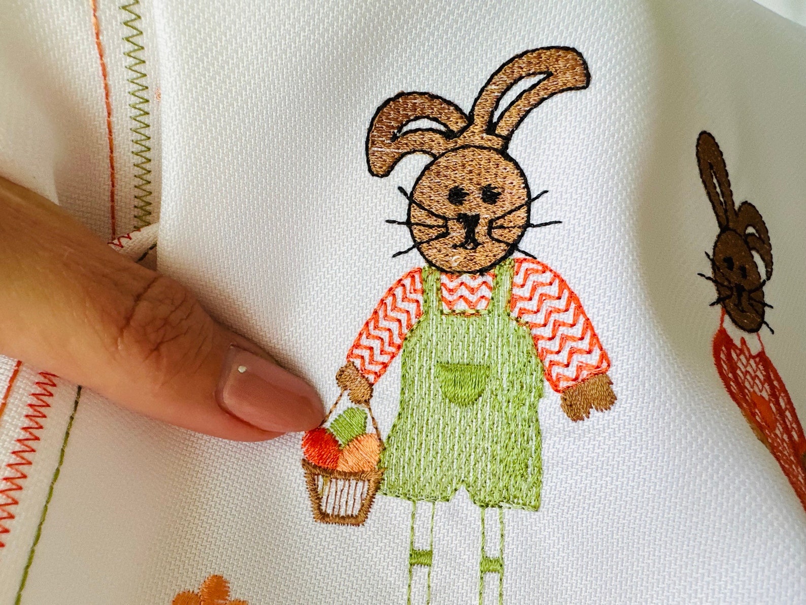 Vintage Germany Easter Table Runner - Machine Embroidery Table Runner ...