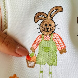 Vintage Germany Easter Table Runner - Machine Embroidery Table Runner ...