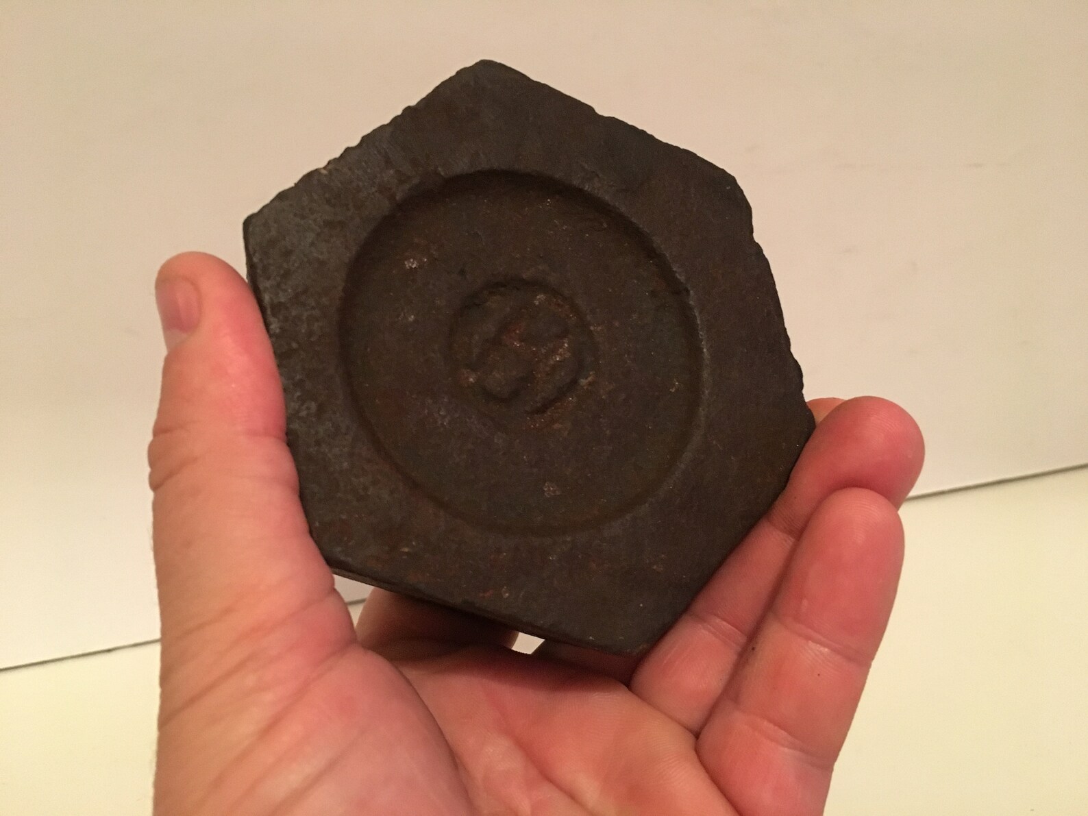 Vintage Solid Iron Weight Scale - Vintage 2KG Weight Old Iron -weight ...