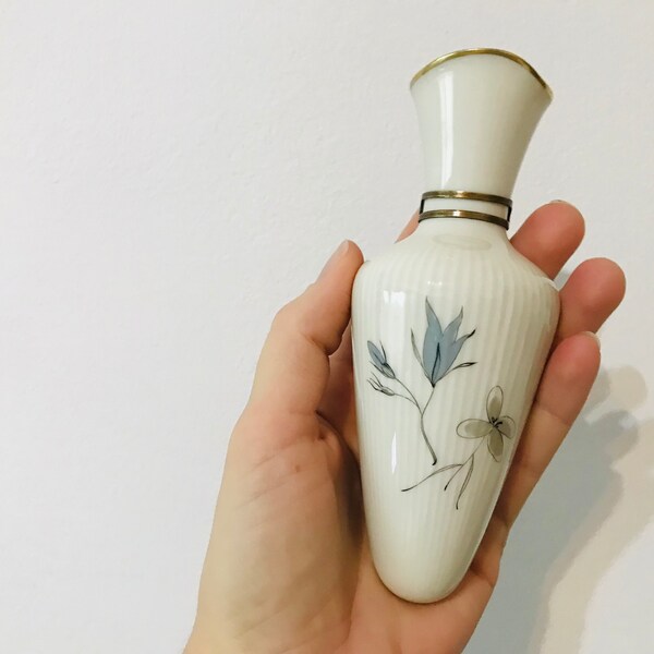 Car Vase - Etsy