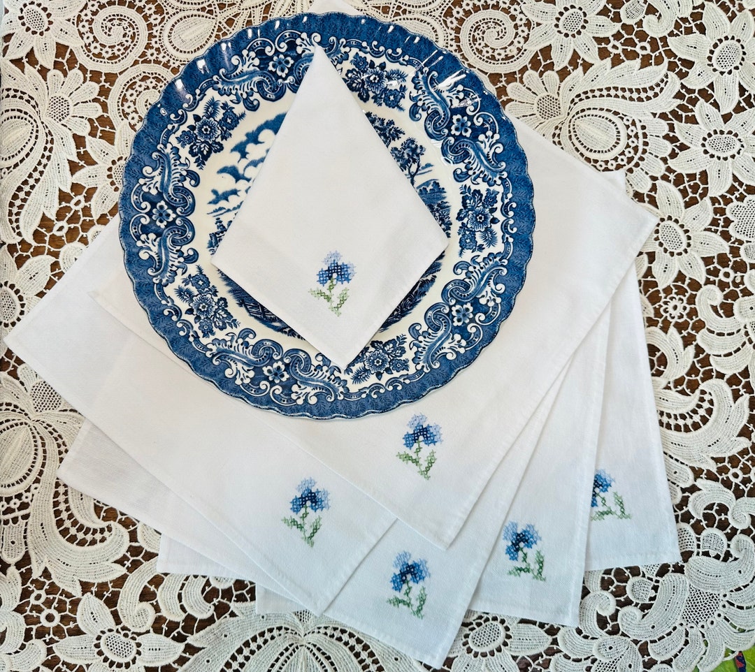 Vintage Set of 6 Embroidered Napkins With Flower - Embroidery Cross ...