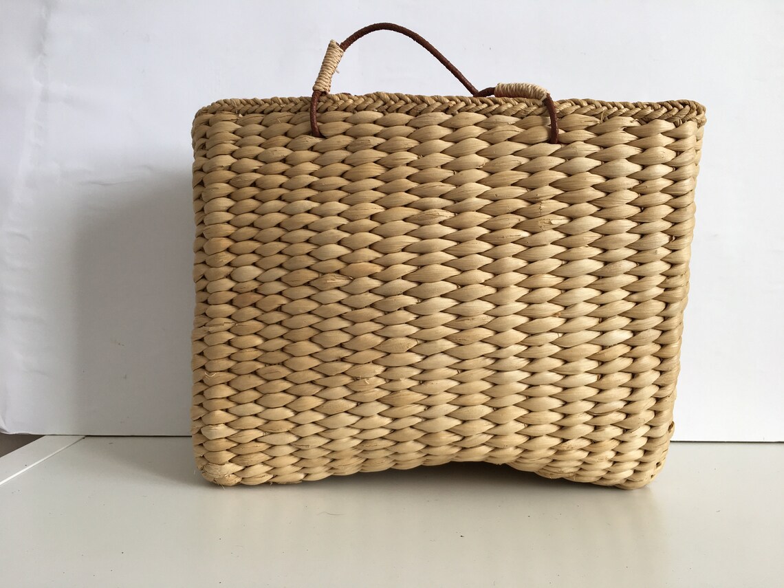 Vintage Straw Bag Straw basket Summer carrycot bag Beach | Etsy
