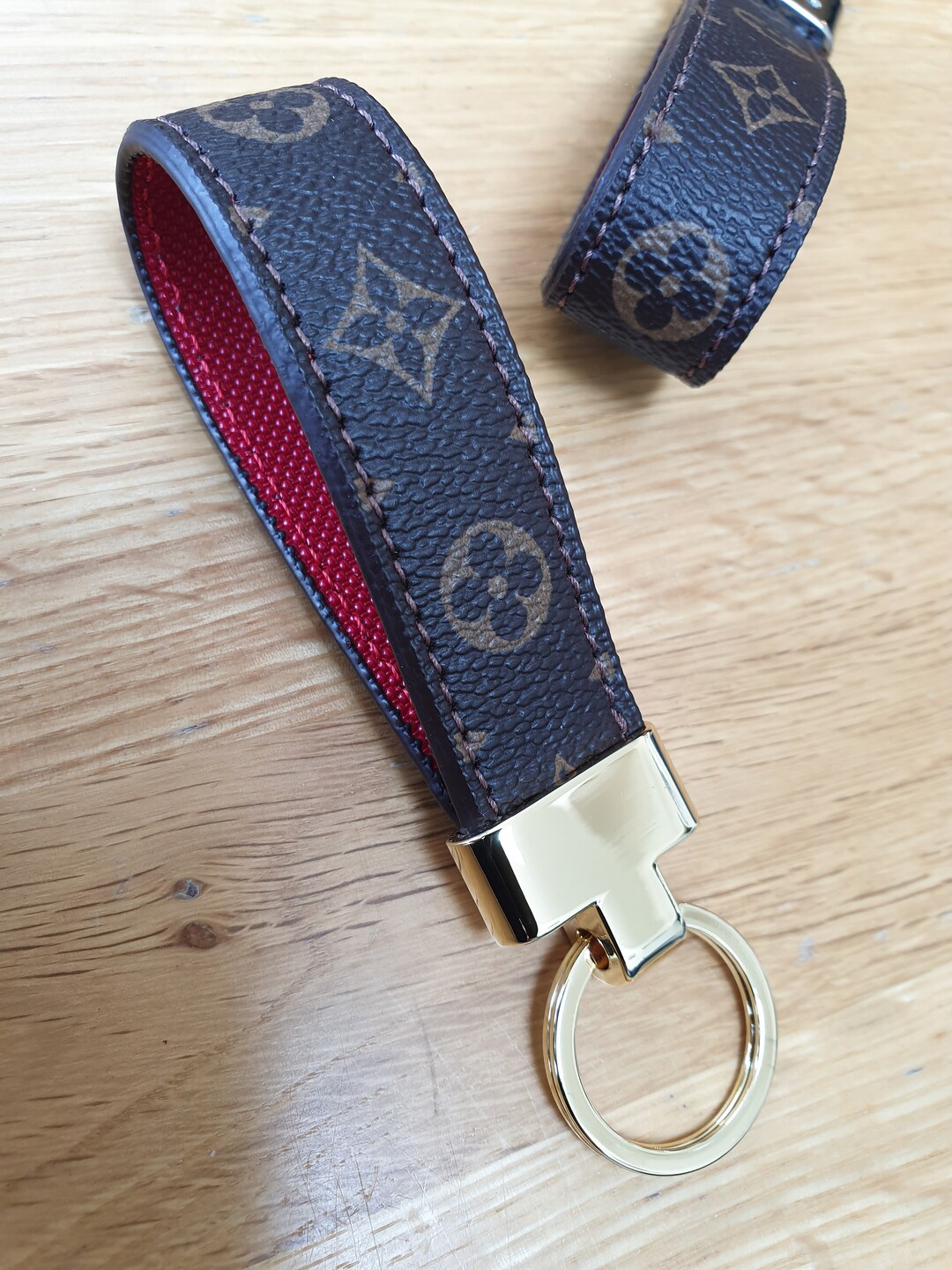 Luxury Keychain, Monogram Leather Keychain, Luxury Gift, Chic Keychain ...