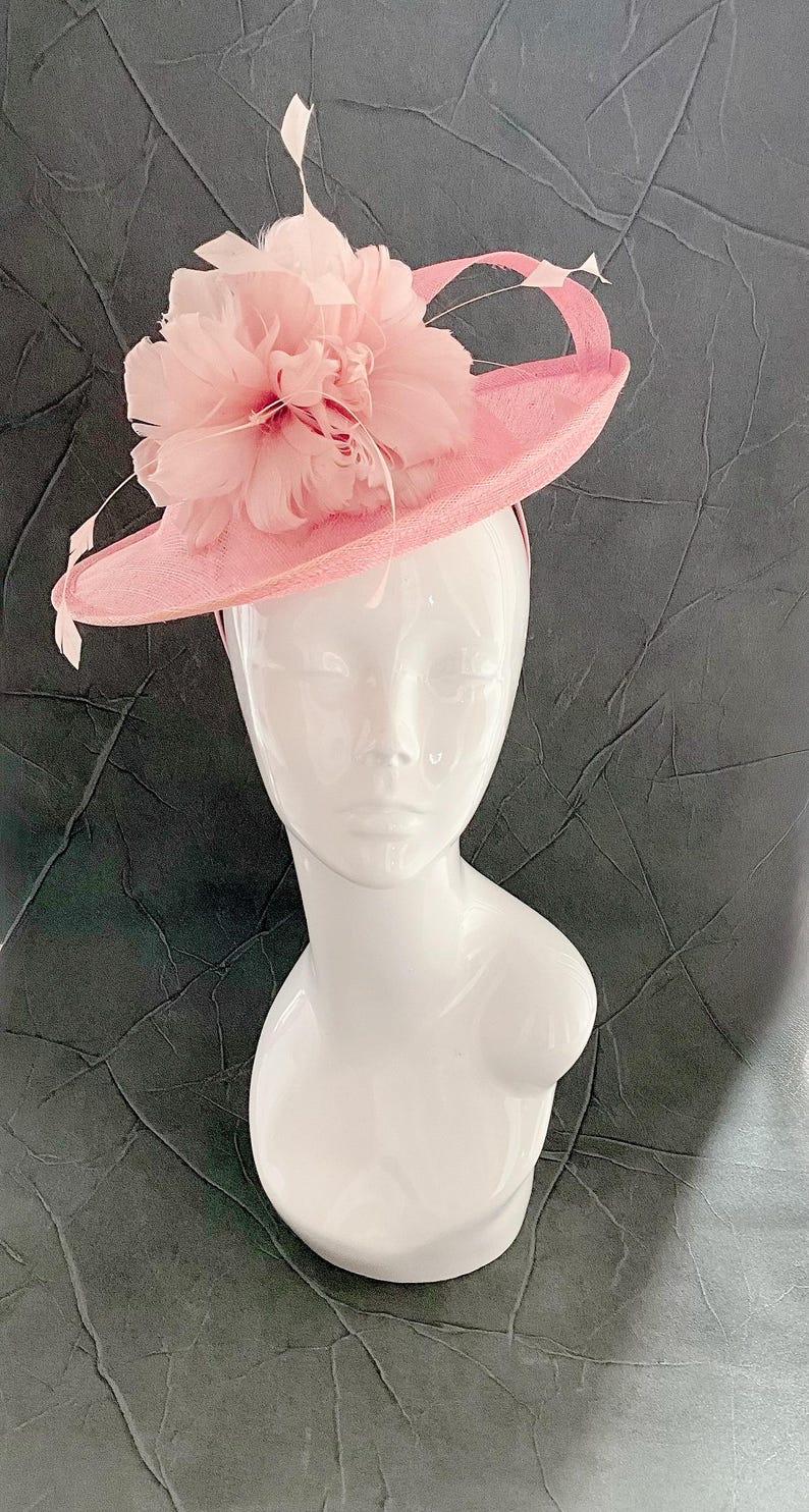 Small Dusky Pink Hatinator for Mother of the Bride, Wedding Guest ...