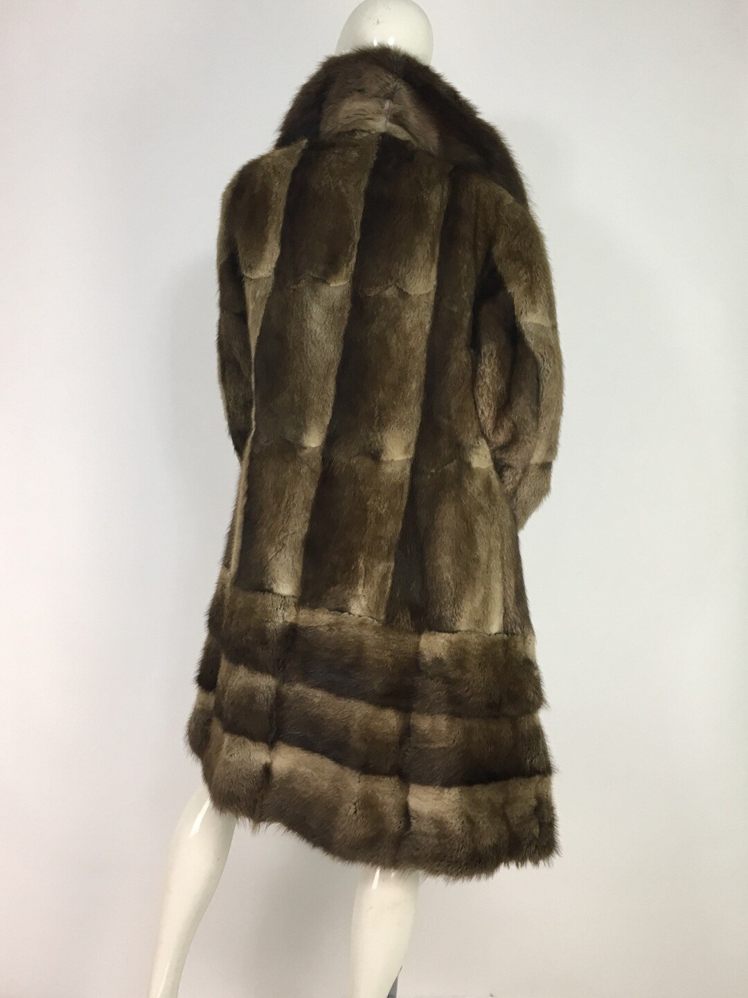 1960s Fur Coat/simpsons Fur Salon - Etsy