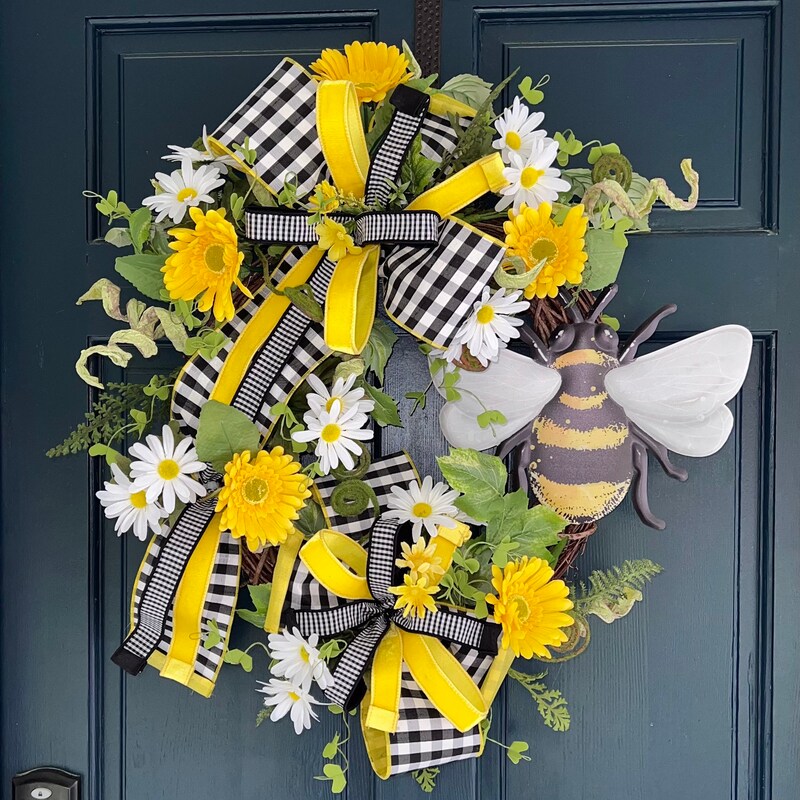 Bumble Bee Wreath - Etsy