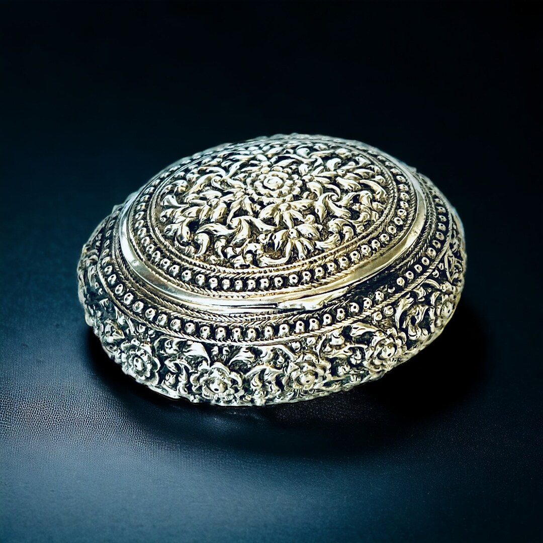 Antique Snuff Box Made in Silver From Sri Lanka - Etsy