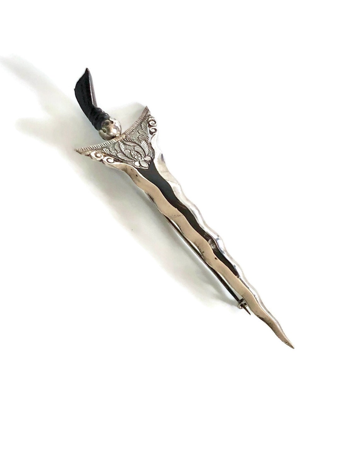 Vintage Bichuwa Dagger Brooch Made in Silver and Horn - Etsy