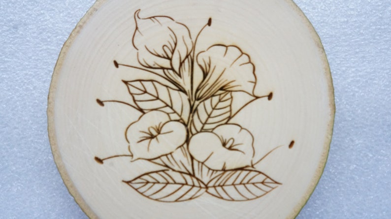 Calla Lily Wood Slice Ornament or Magnet Flower Christmas - Etsy