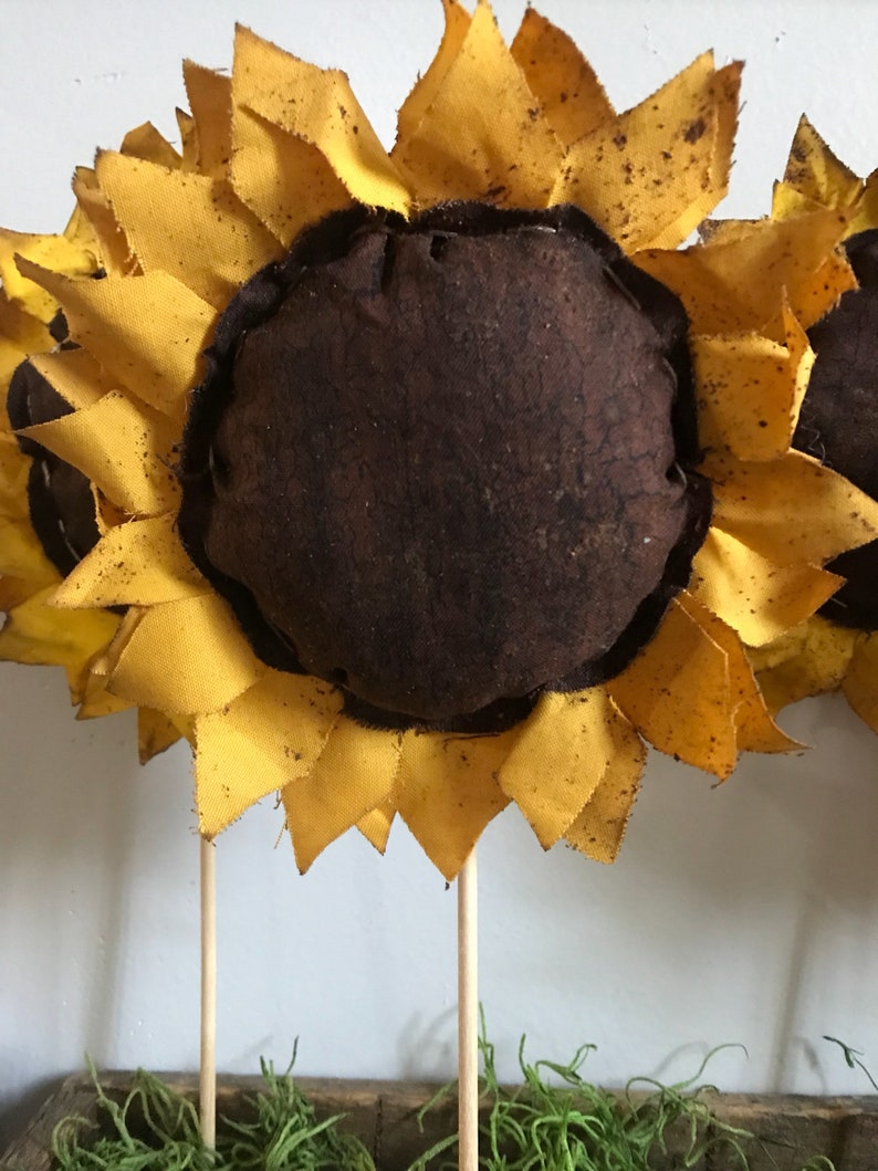 Primitive Sunflower Grungy Sunflower Pokes - Etsy