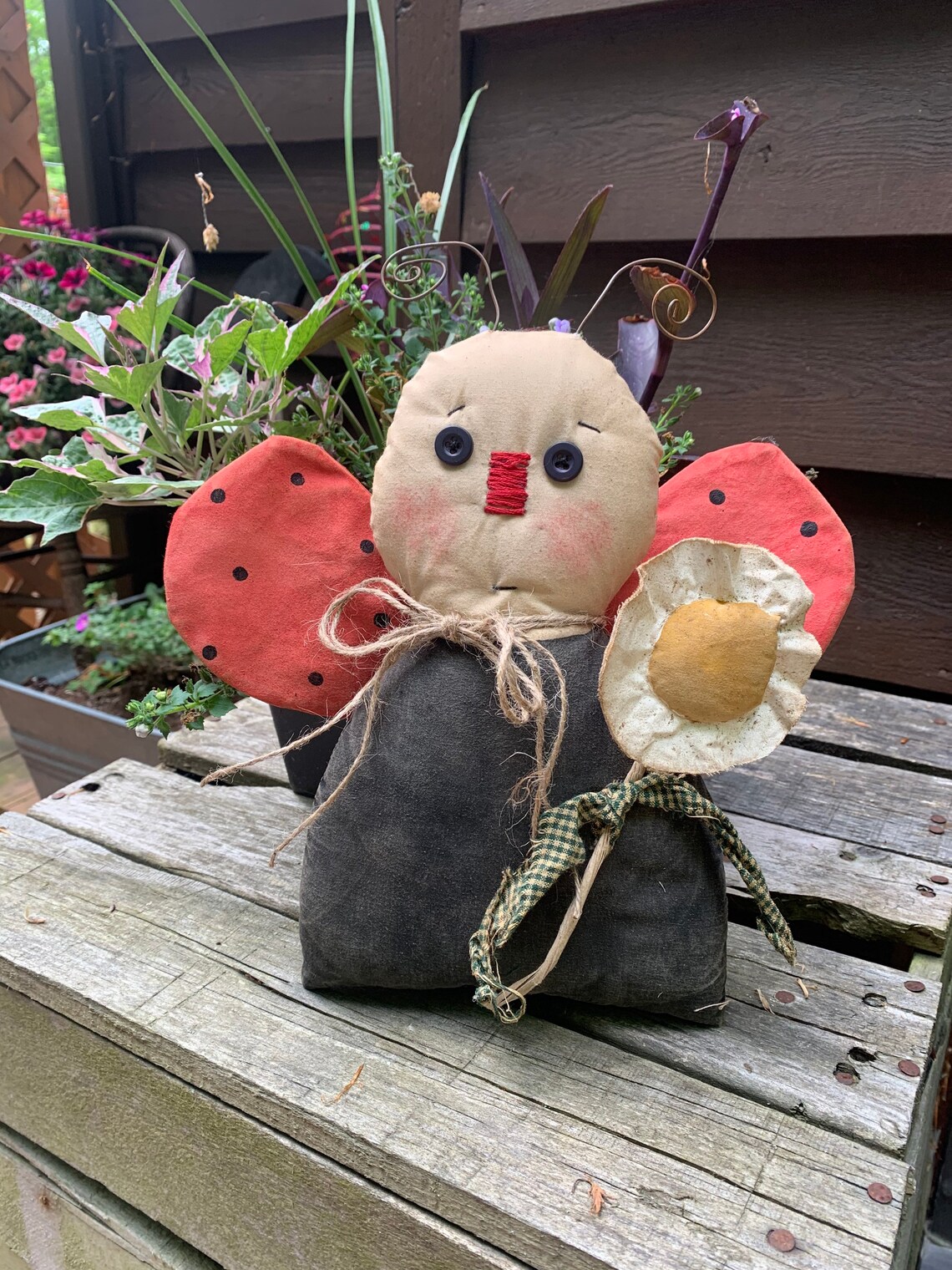 Primitive Ladybug Sitter - Etsy