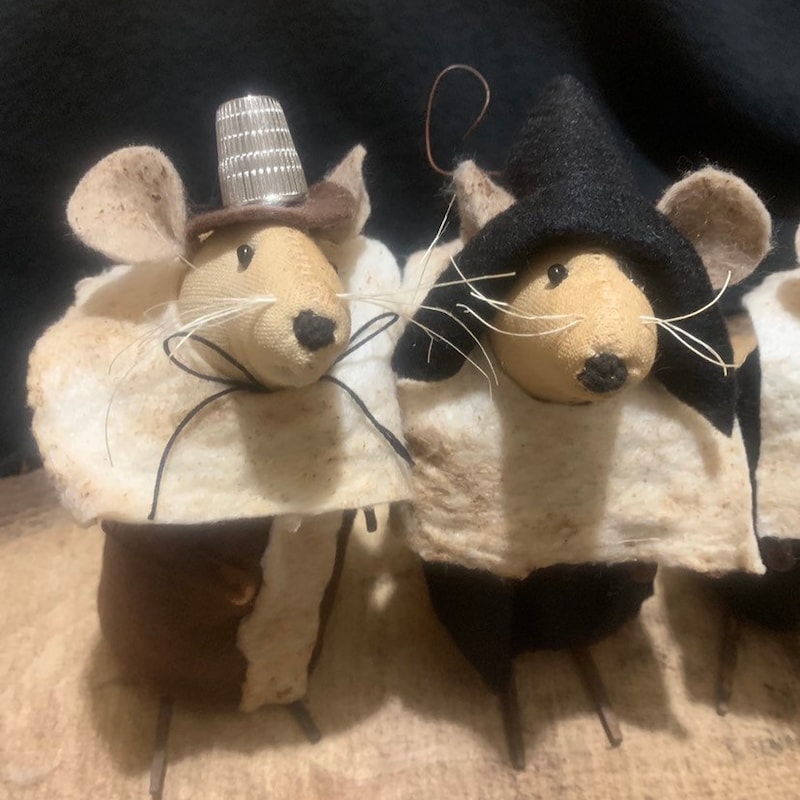 Primitive Mouse - Etsy