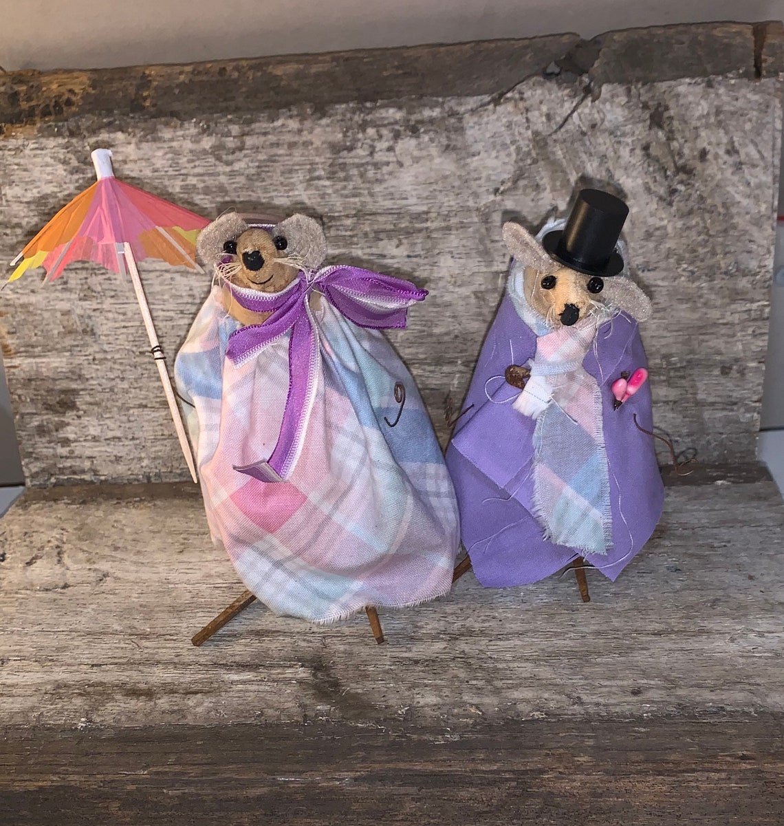 Primitive Spring Mouse - Etsy