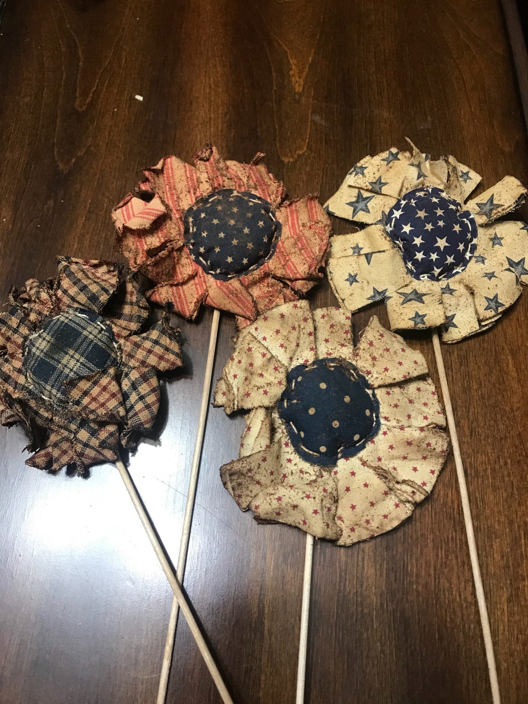 Grungy Primitive Patriotic Grungy Fabric Flowers- Independence Day- 4th ...