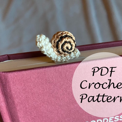 Snail Bookmark PATTERN // Cottagecore Crochet Bookmark Pattern - Etsy