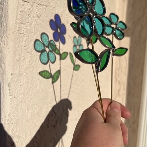Stained Glass Blue Mini Daises ! One Handmade Mini Daisy Made With ...