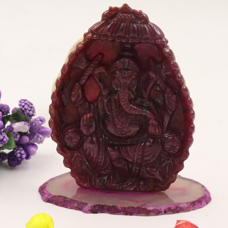 Buy 439.5 Cts Natural Hand Crafted Ruby Gemstone Figurines of Online in ...