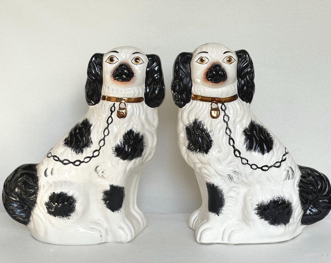 A Pair of Vintage Black & White Staffordshire Style Mantel Spaniel Dogs ...