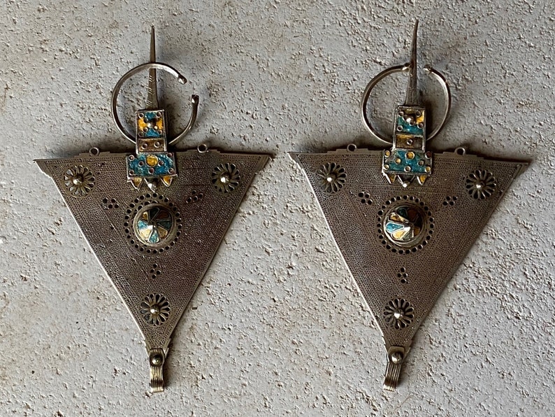 Tizerzai N Taouka, Fibule Du Ver, Moroccan Fibulas, Fibula With ...