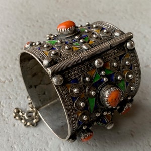 A Very Nice Old Kabyle, Beni Yenni, Silver Bracelet, Berber Algeria - Etsy