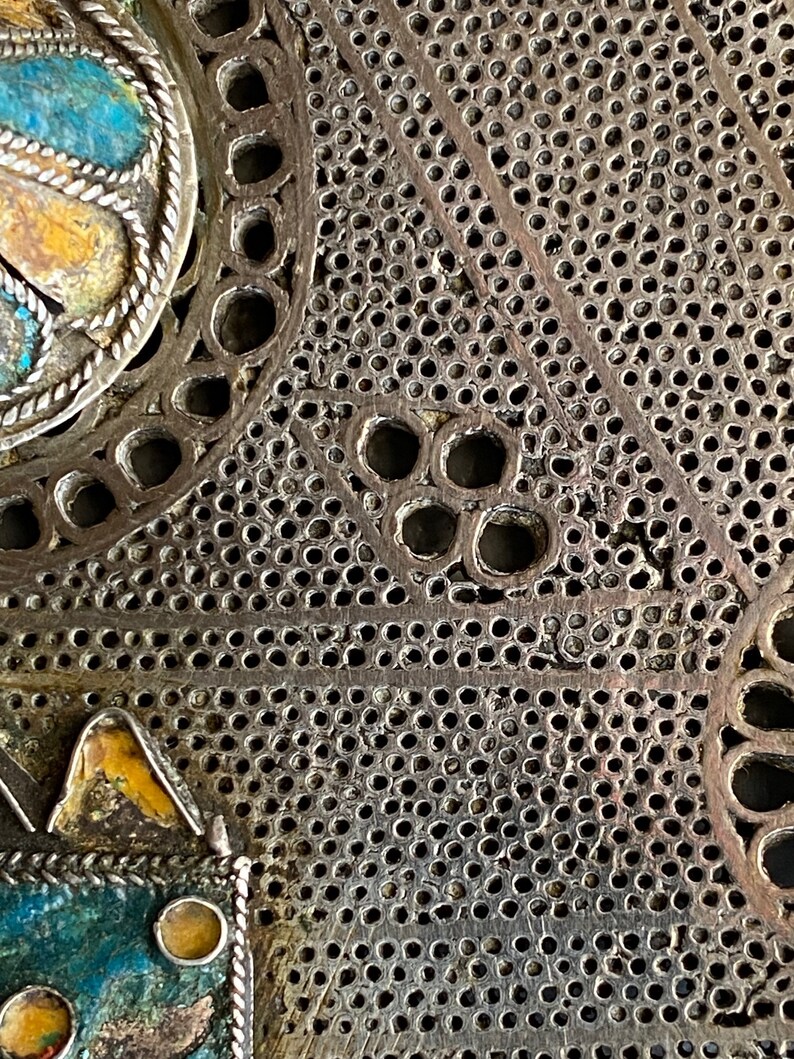 Tizerzai N Taouka, Fibule Du Ver, Moroccan Fibulas, Fibula With ...