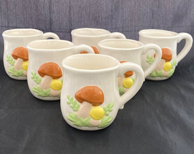 Set of 2 Vintage Mid Century Modern Handled Coffee Mugs With Merry ...