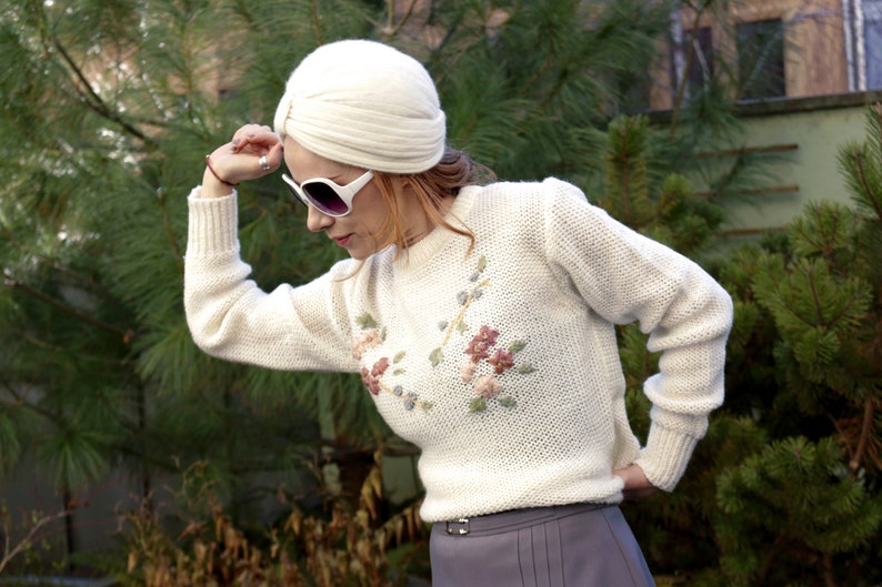 Vintage Floral Sweater, Flower Embroidery Sweater, Hipster Sweater - Etsy