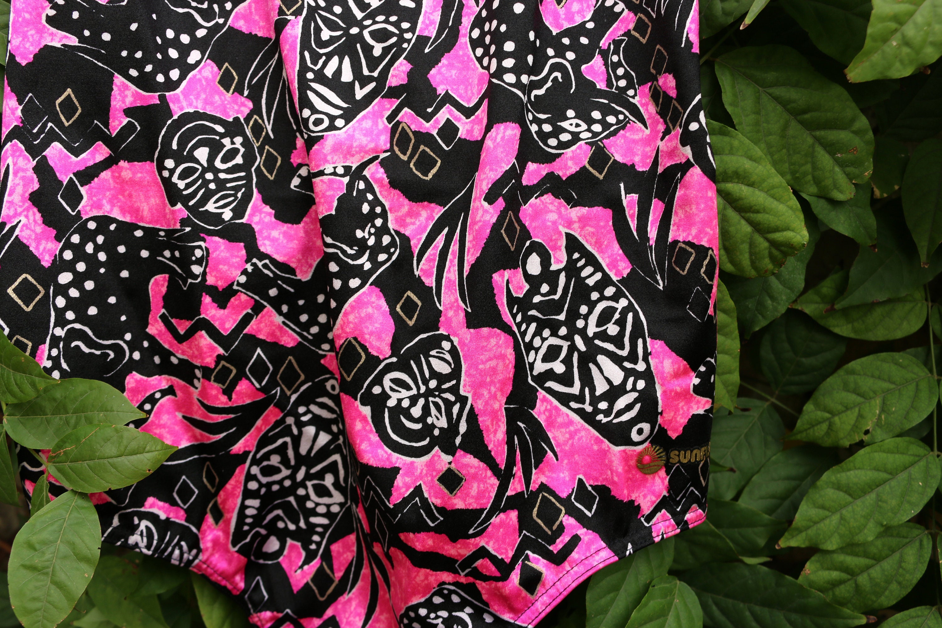 Retro Bademode 80er Jahre, Abstrakter Badeanzug, Einteiler Retro 80er ...