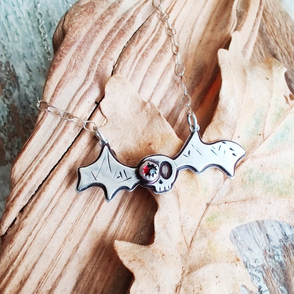Bat Pendant - Etsy