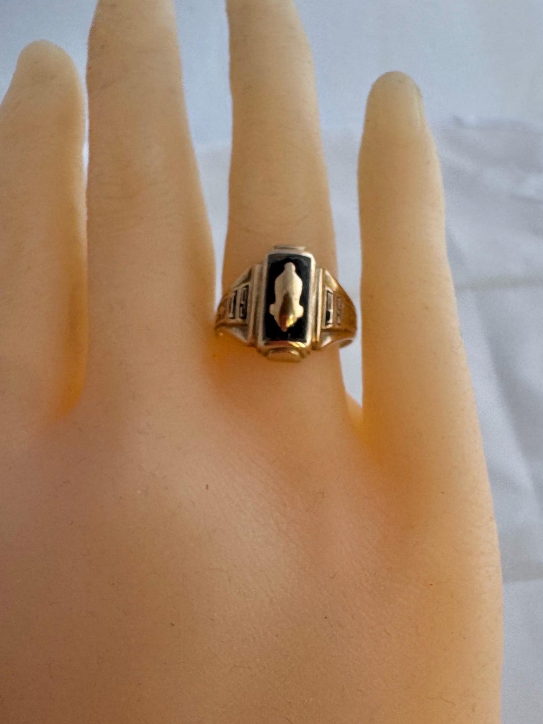 10K Solid Gold 1945 Class Ring / Signet Ring Black Onyx W/chip See ...