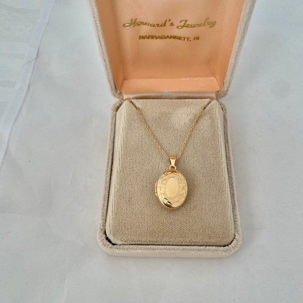 Camera Locket - Etsy