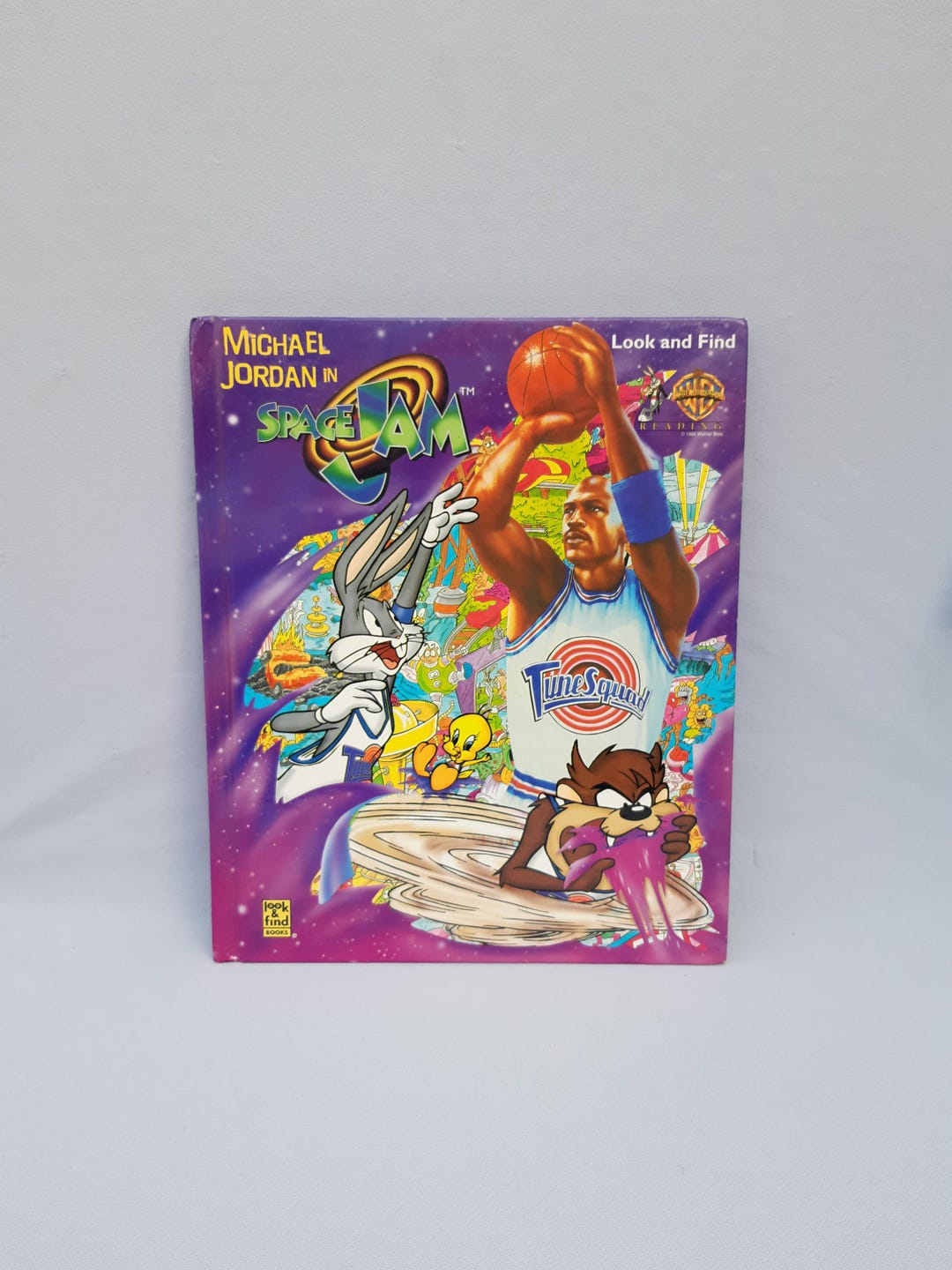 Space Jam Look and Find Book. Warner, 1996. Hardcover. 12''x 10 ...