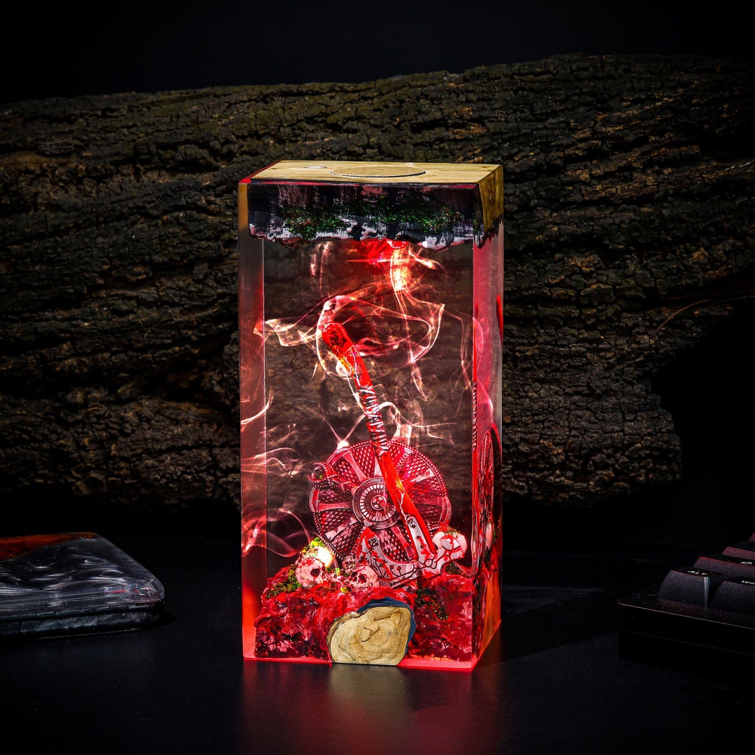 GOD OF WAR Night Light, God of War Kratos Blades of Chaos Epoxy Lamp ...