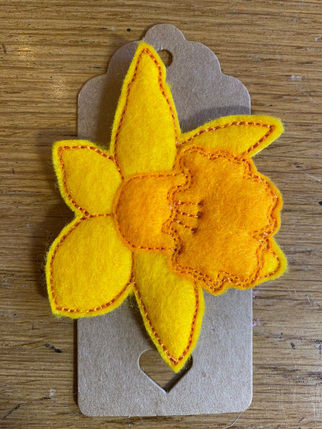Daffodil, Leek, Puppy, Poppy, Pig & Black Cat Felt Brooch - Etsy UK