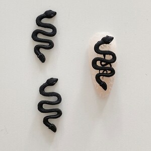 Slithering Snake, Multiple Colors Animal Themed 3D Nail Art Charms ...
