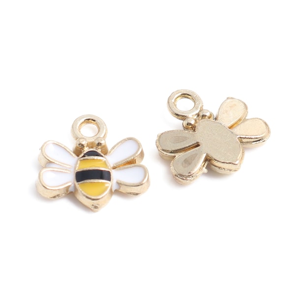 Bee Pendant - Etsy