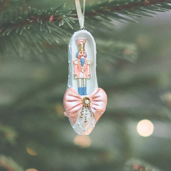 Nutcracker Pointe Shoe - Etsy