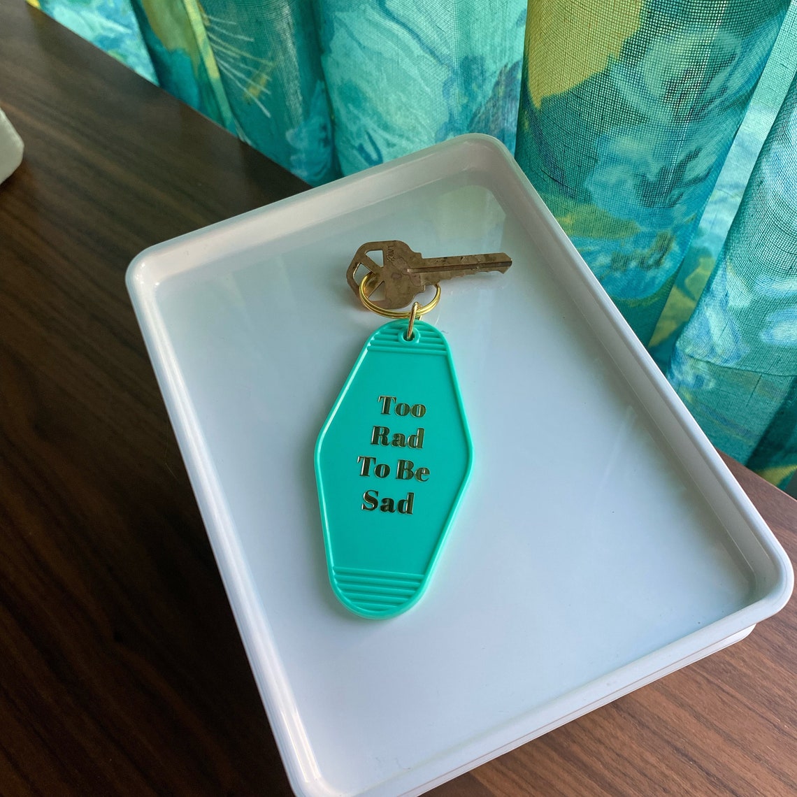Too Rad to Be Sad Vintage Style Motel Keychain - Etsy