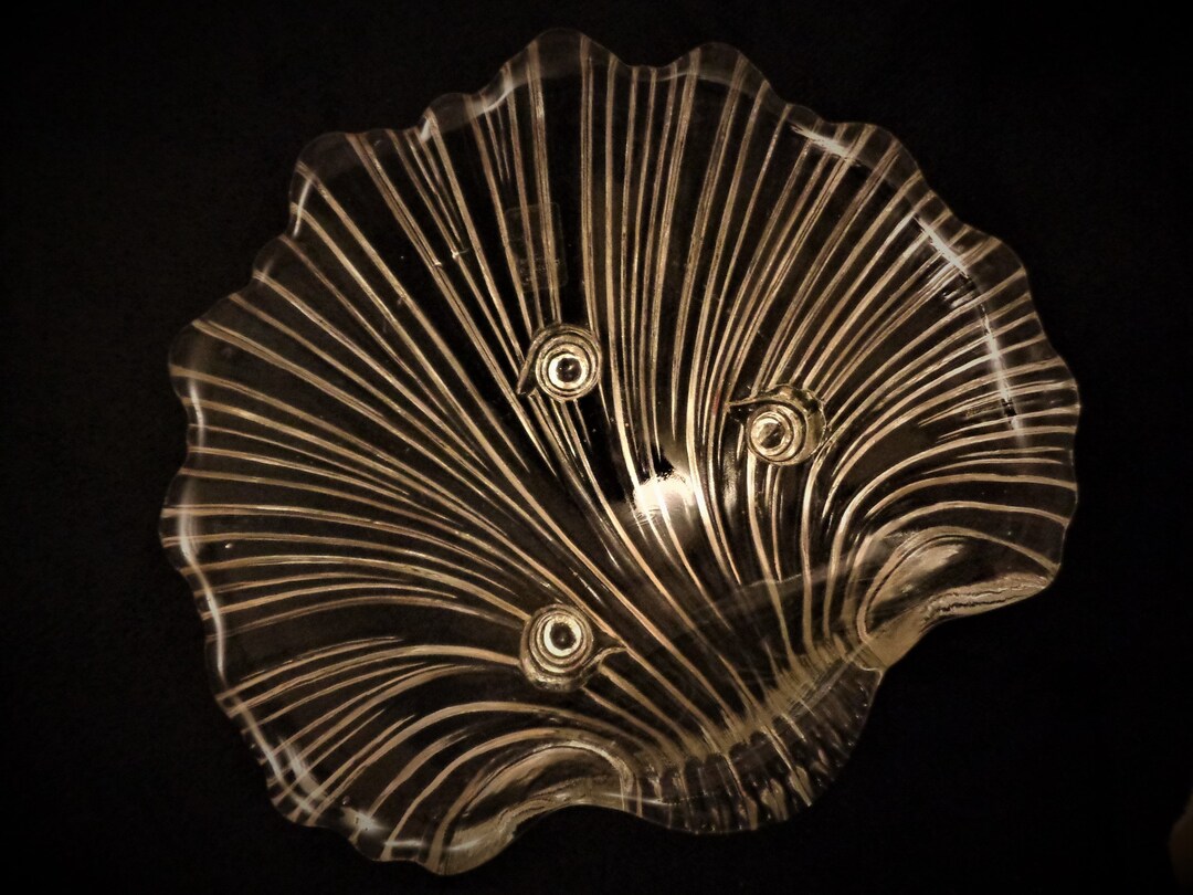 Vintage Glass Shell Dish Tripod Dia ~9", H3" Shell Shape Dish; Clear ...