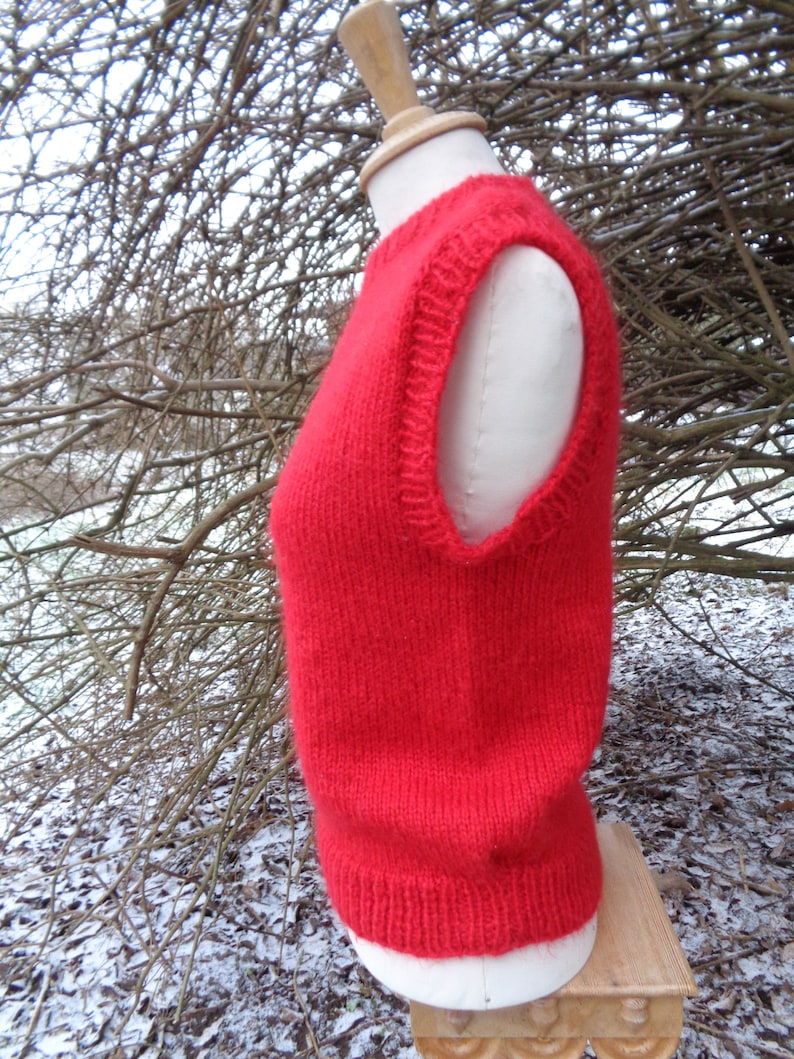 Vintage Knitwear Vintage Vest Solid Red Hand Knitted Vest - Etsy