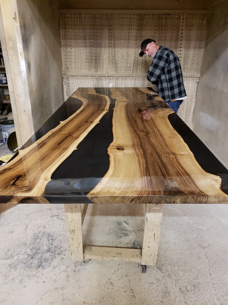 Black Walnut Epoxy River Table on Sale - Etsy Canada