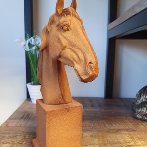 Rust Horse Head Bust on a Plinth Outdoor Statue Cold Cast Iron - Etsy UK