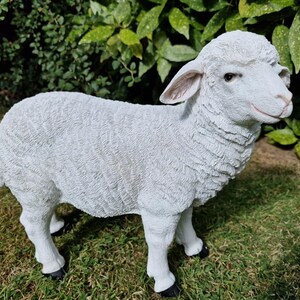Standing Sheep Figure, Lamb Garden Statue, Farm Animal Resin Patio Lawn ...